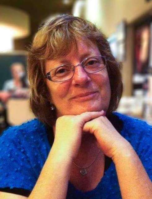 Sarah Burchell's Instagram, Twitter & Facebook on IDCrawl