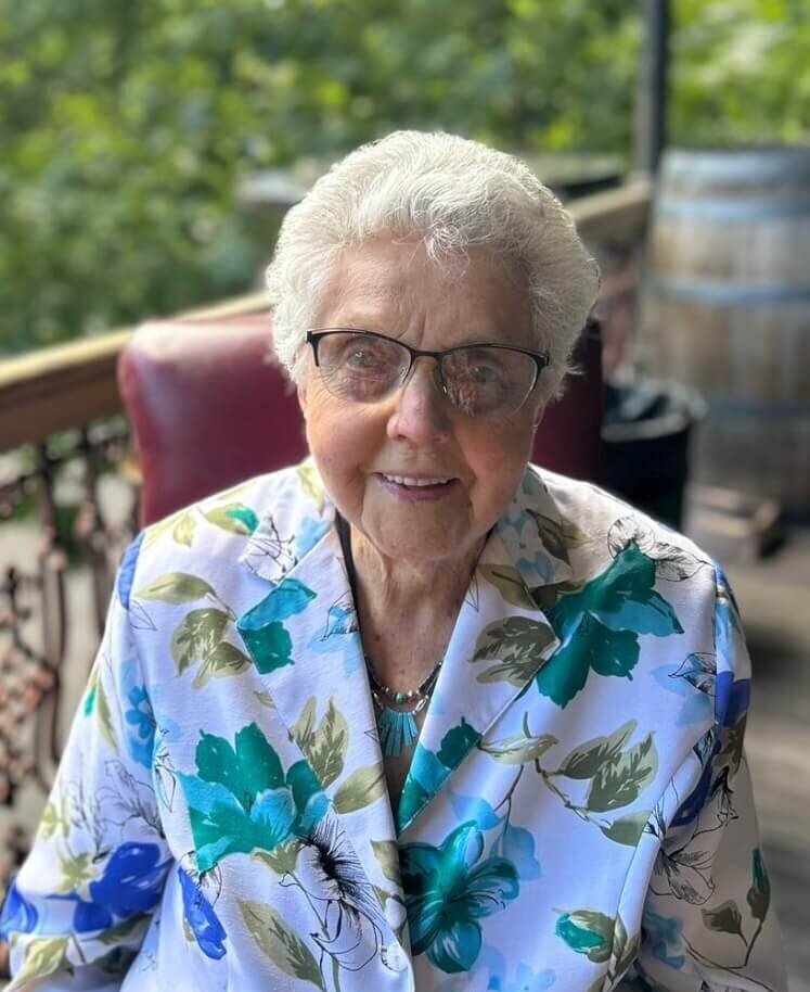 Beatrice 'Alma' Chaplin (nee Ellery) - Mount Alexander Funerals